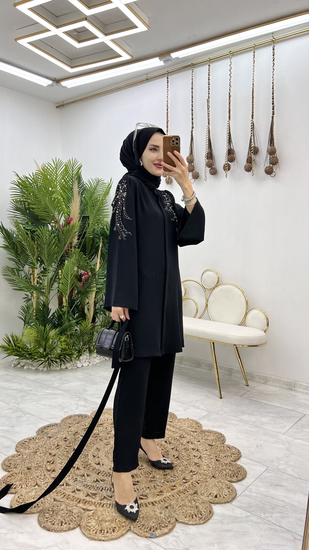 Siyah Rengi İncili Takım Tesettür Giyim Modelleri En Uygun Fiyatlarla